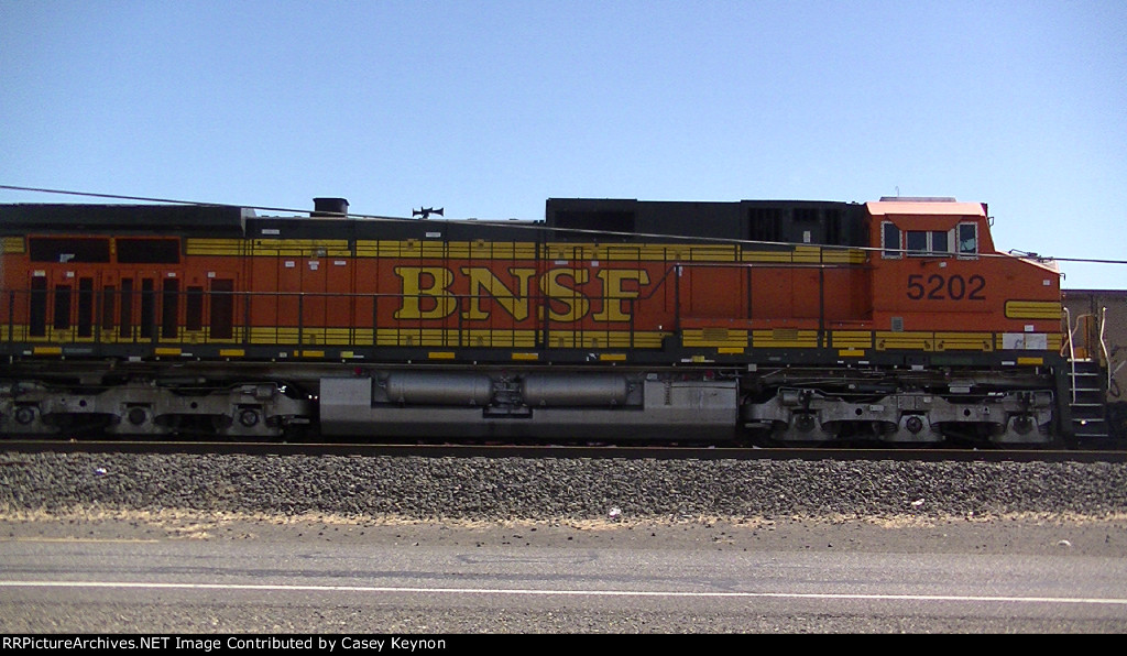 BNSF 5202